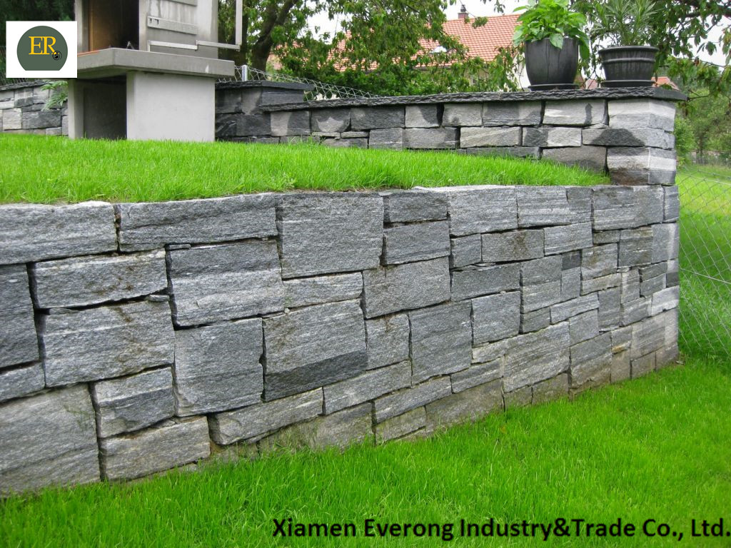 Mauer-aus-Granit-2010-06-16-CS-003 – Everong