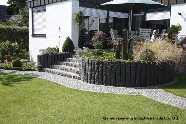 Garden basalt palisade | Everong