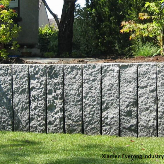 black split basalt palisade | Everong